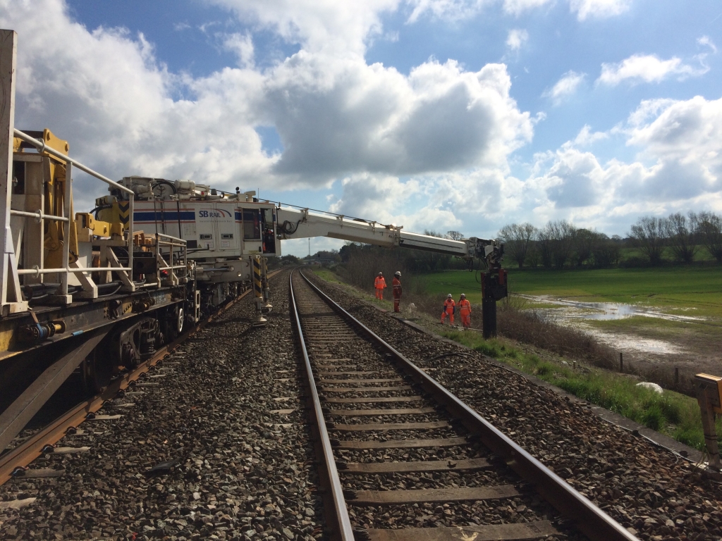 SB Rail piling system sets to work on GWRM - SB Rail