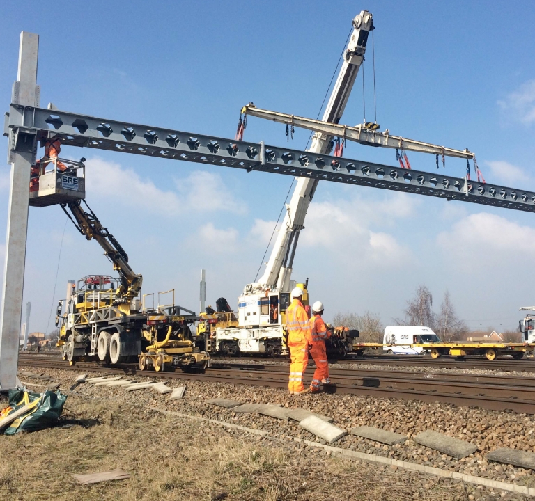 Mast / portal / boom installations - SB Rail